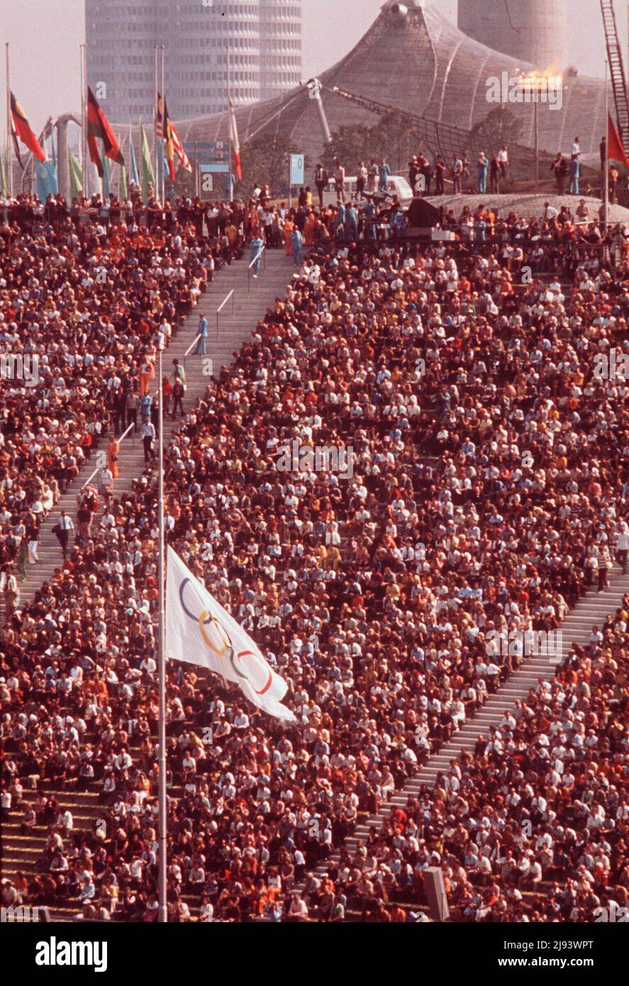 Munich olympics 1972 terrorist hi-res stock photography and images - Alamy