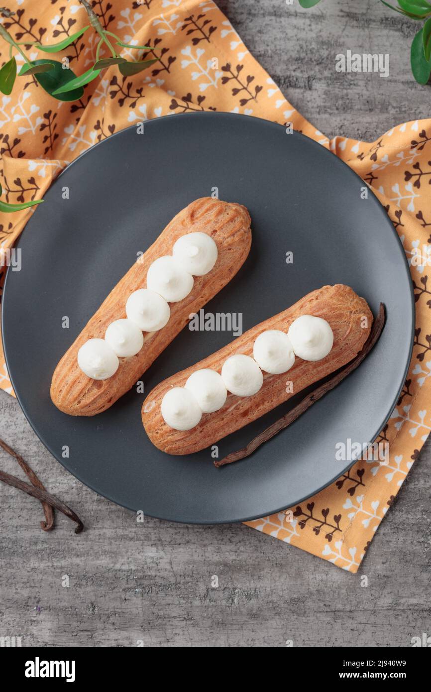 Traditional French dessert sweet eclairs Stock Photo - Alamy