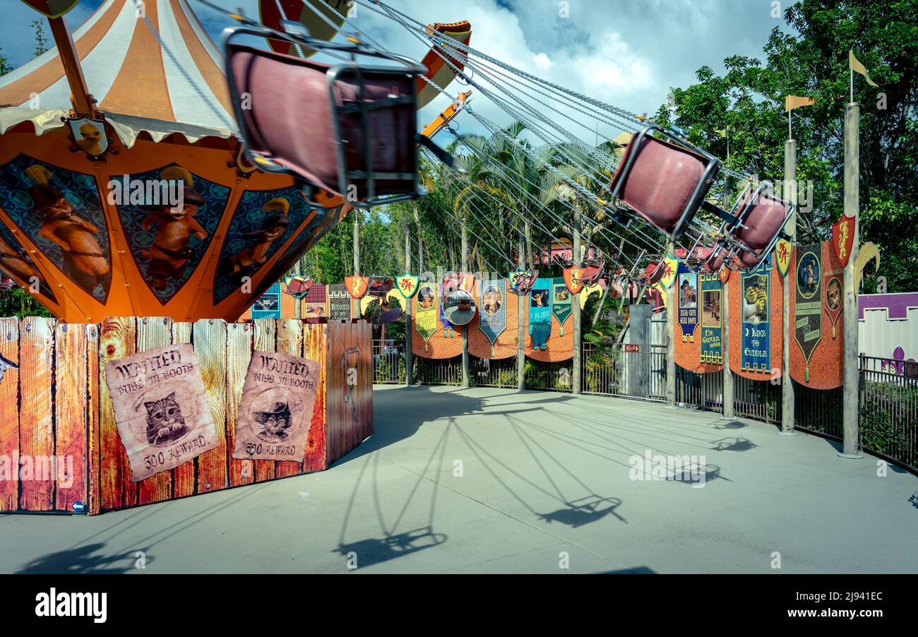 Dreamworld australia roller coaster hi-res stock photography and images ...