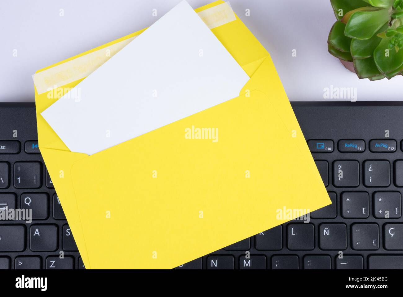 Office letter, card, invitation mock up template with blank empty white ...