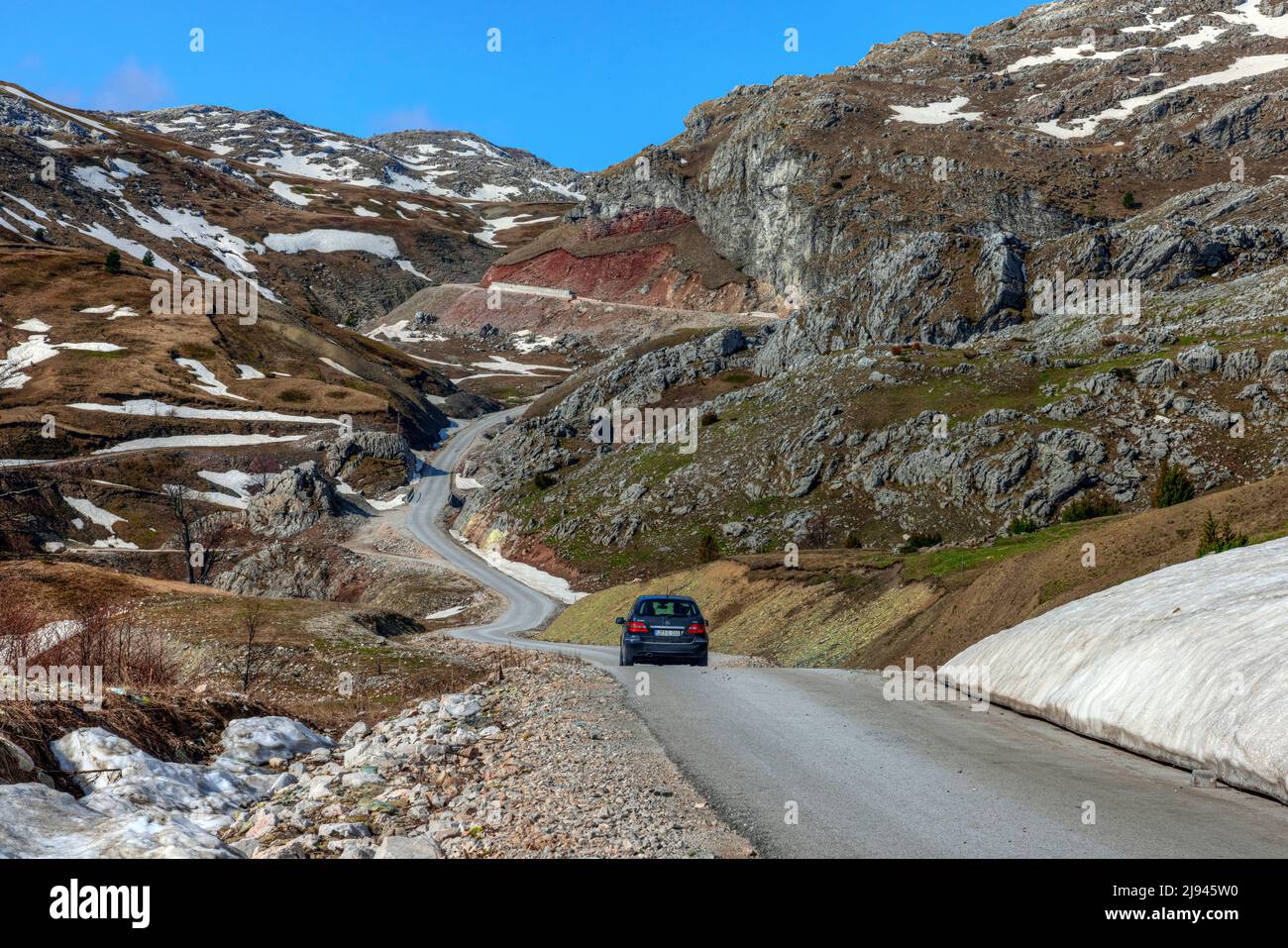 Sarajevo mountain hi-res stock photography and images - Alamy