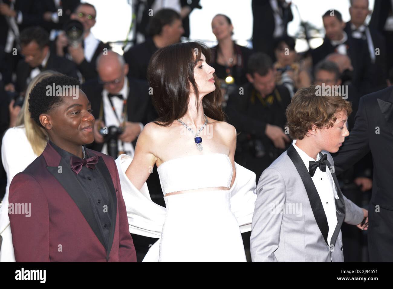 Anne Hathaway and Julia Roberts attends the 75th Cannes Film Festival ...