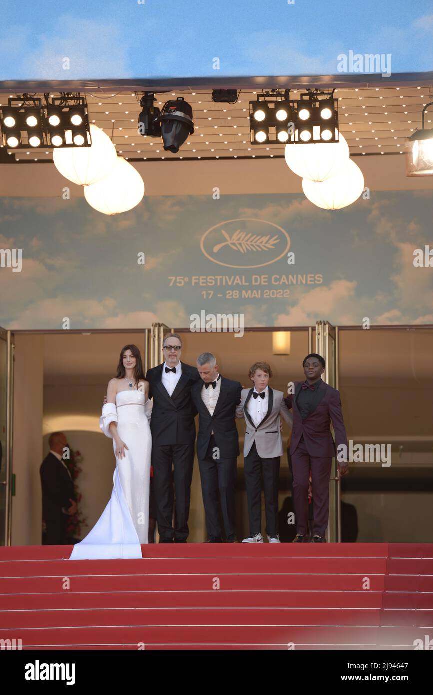 Anne Hathaway and Julia Roberts attends the 75th Cannes Film Festival ...