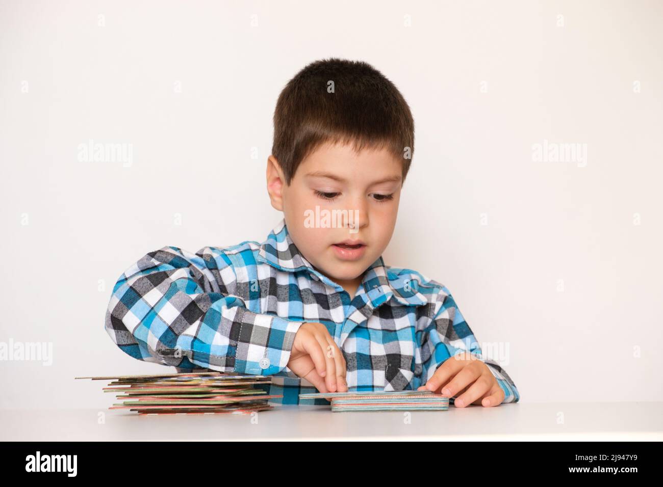 Kids study materials hi-res stock photography and images - Alamy