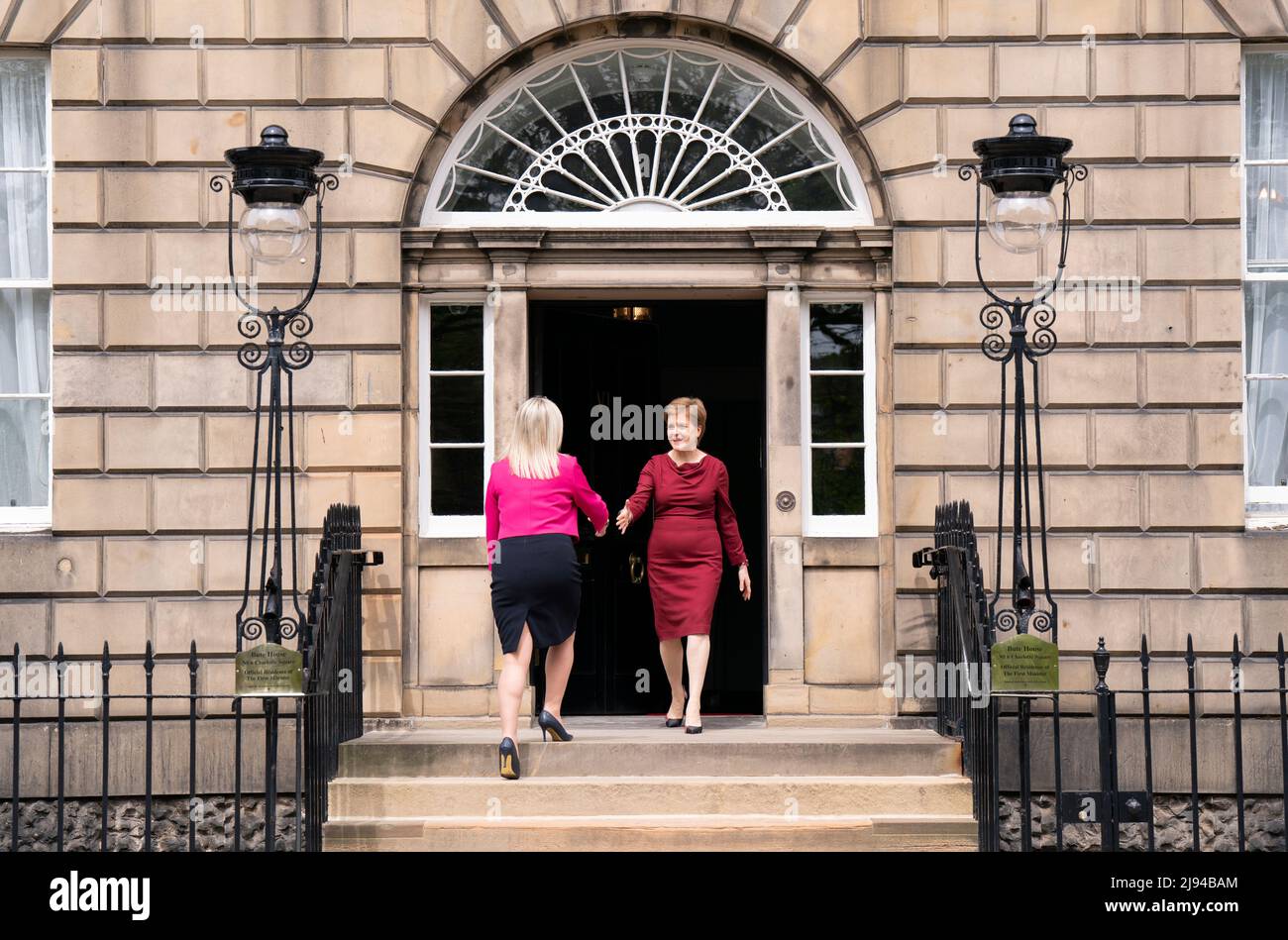 Michelle o’neill nicola sturgeon hi-res stock photography and images ...