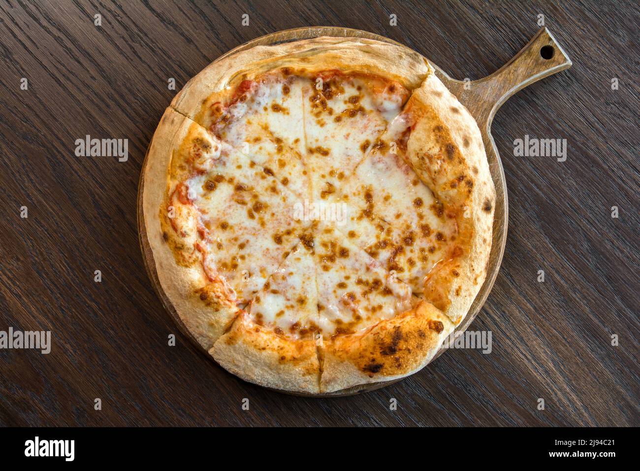 Four cheese pizza hi-res stock photography and images - Alamy