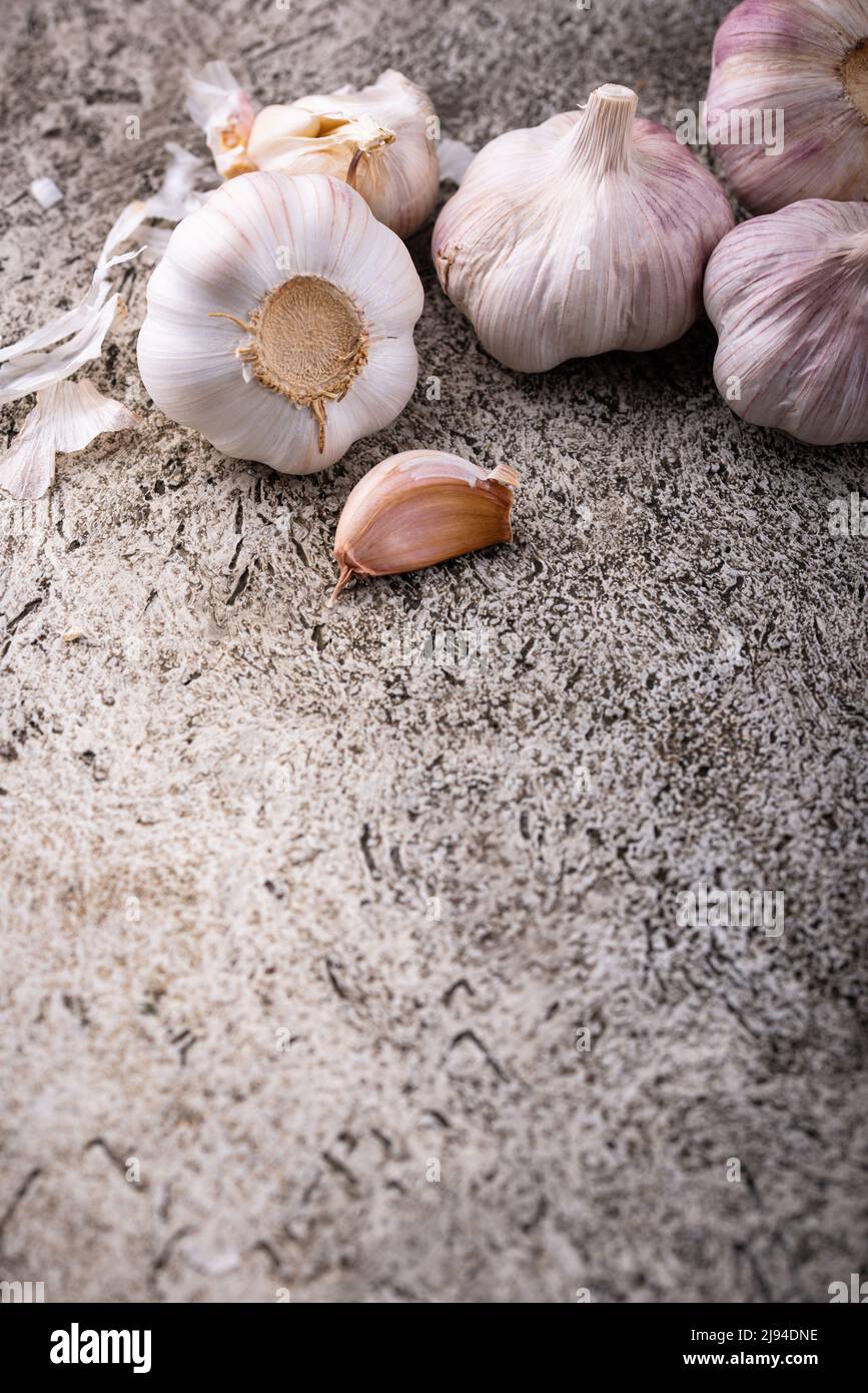 Fresh organic garlic on table Stock Photo - Alamy
