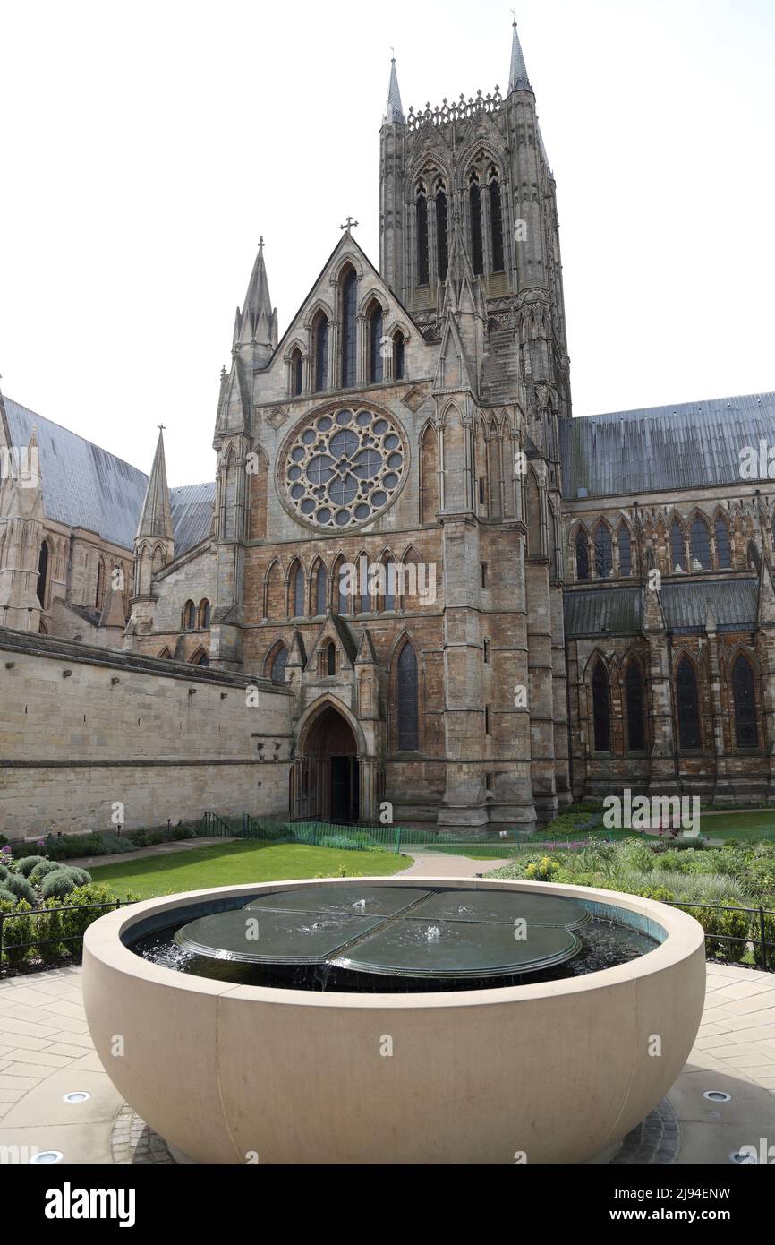 Early gothic architecture hi-res stock photography and images - Alamy