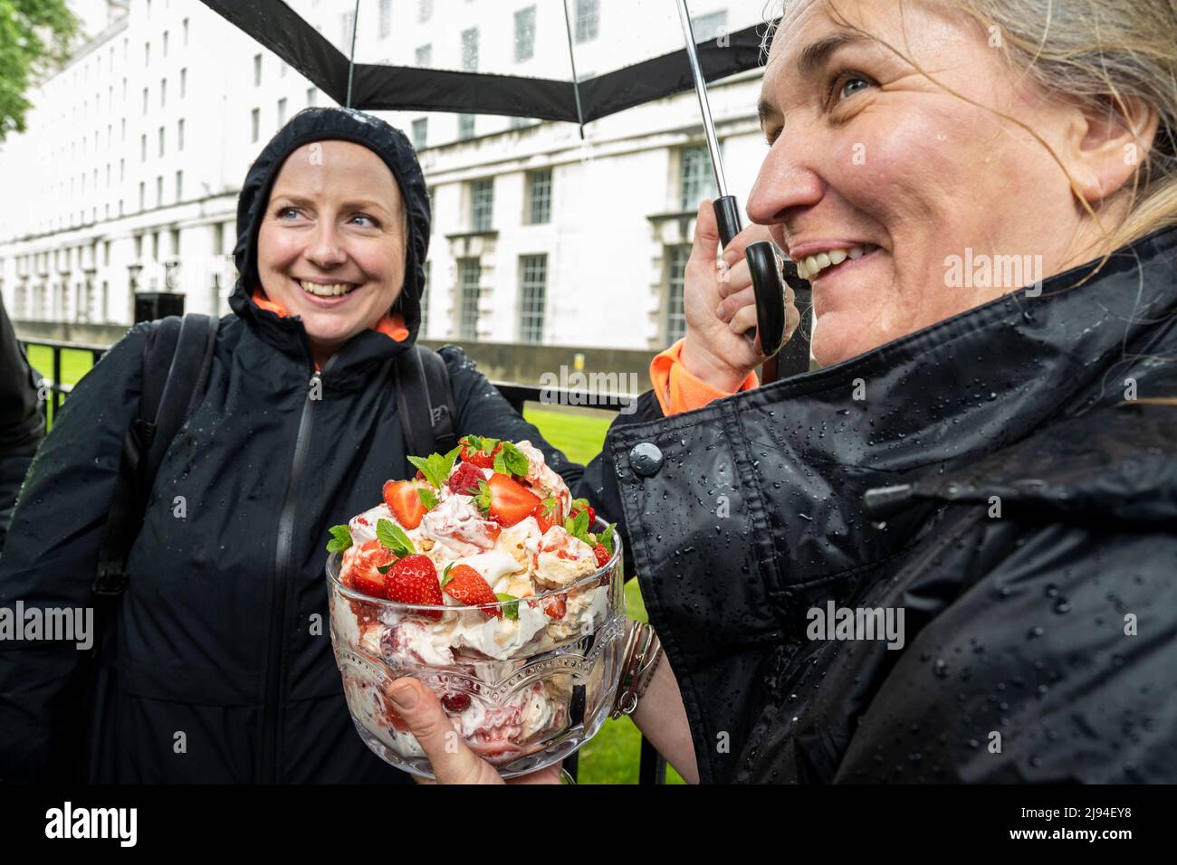 Eton mess outside hi-res stock photography and images - Alamy