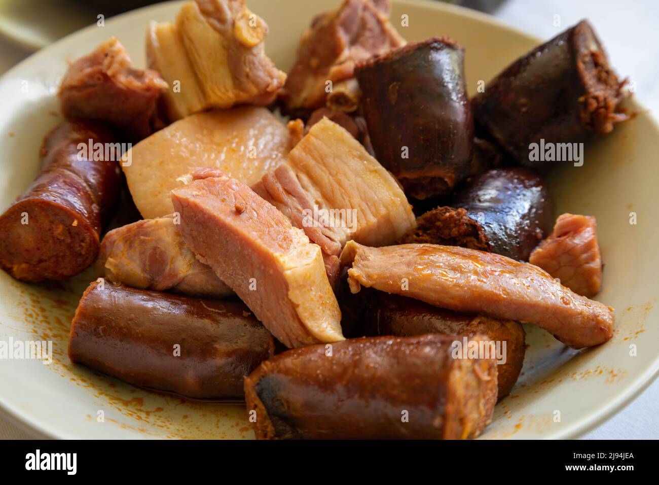 Sausages, black pudding and other meat ingredients of an Asturian bean ...