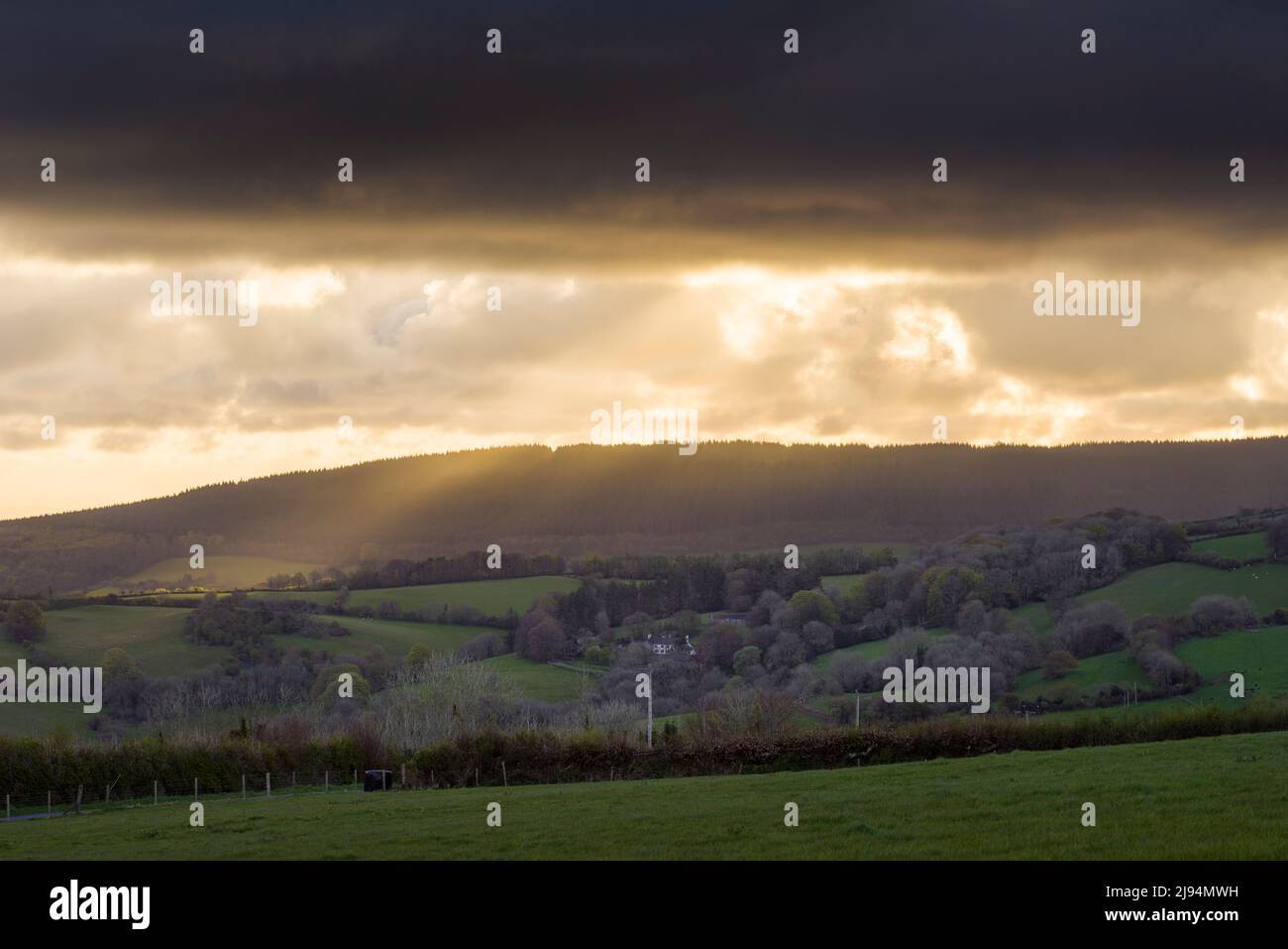 Croydon sunrise hi-res stock photography and images - Alamy