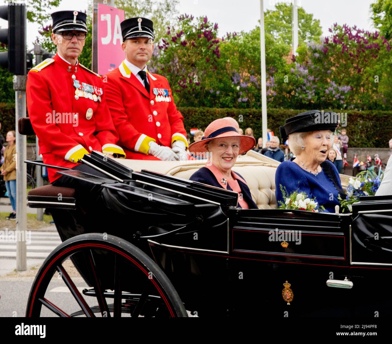 Queen Margrethe of Denmark and Princess Beatrix of the Netherlands ...