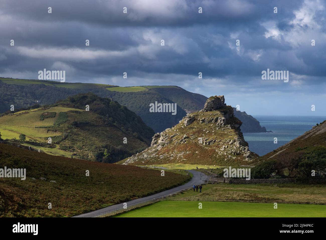 Rural trees and clouds national scenic trees and valleys hi-res stock ...