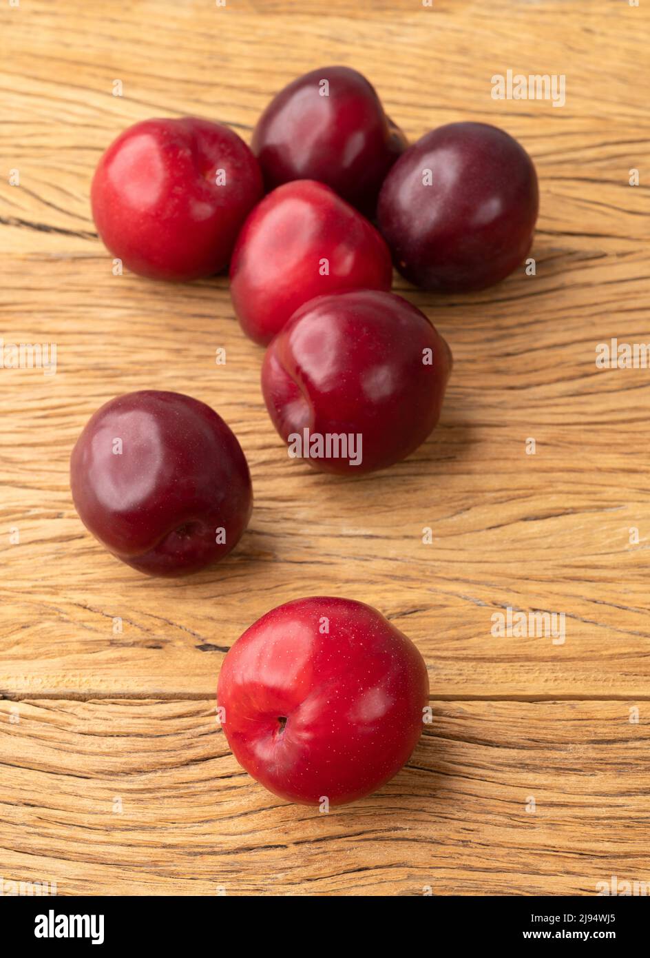 Group of plums hi-res stock photography and images - Alamy