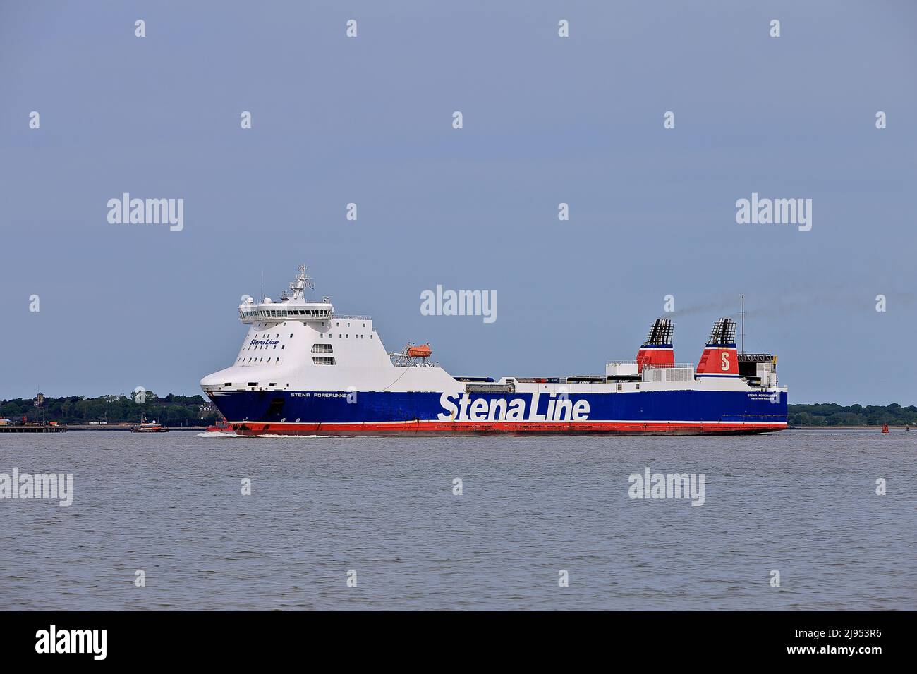 Ro-Ro (Roll on - Roll off) cargo ship Stena Forerunner leaving the Port ...