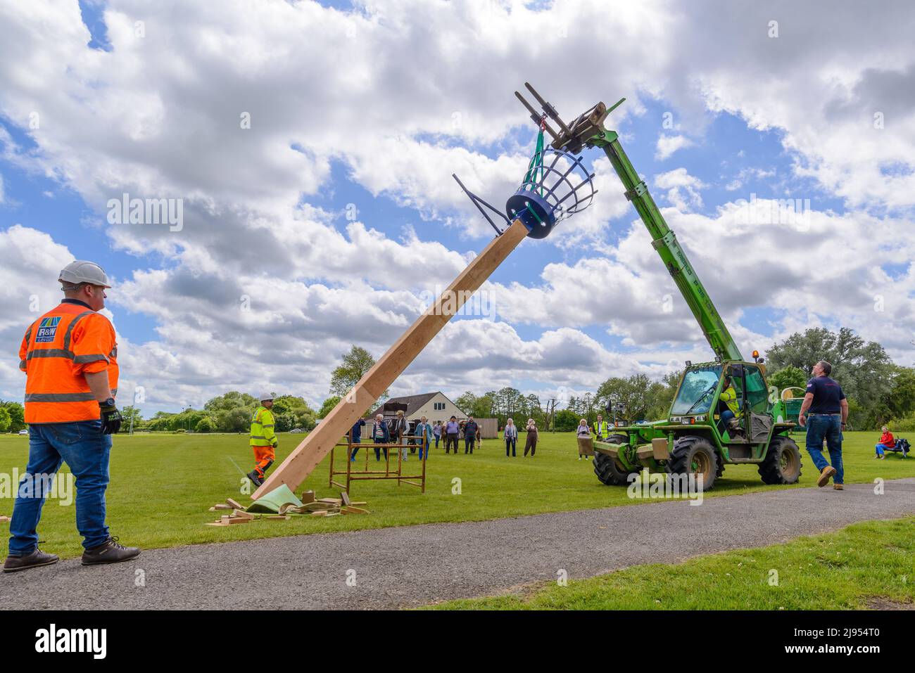 Fordingbridge, New Forest. Hampshire, UK, 20th May 2022. A beacon ...