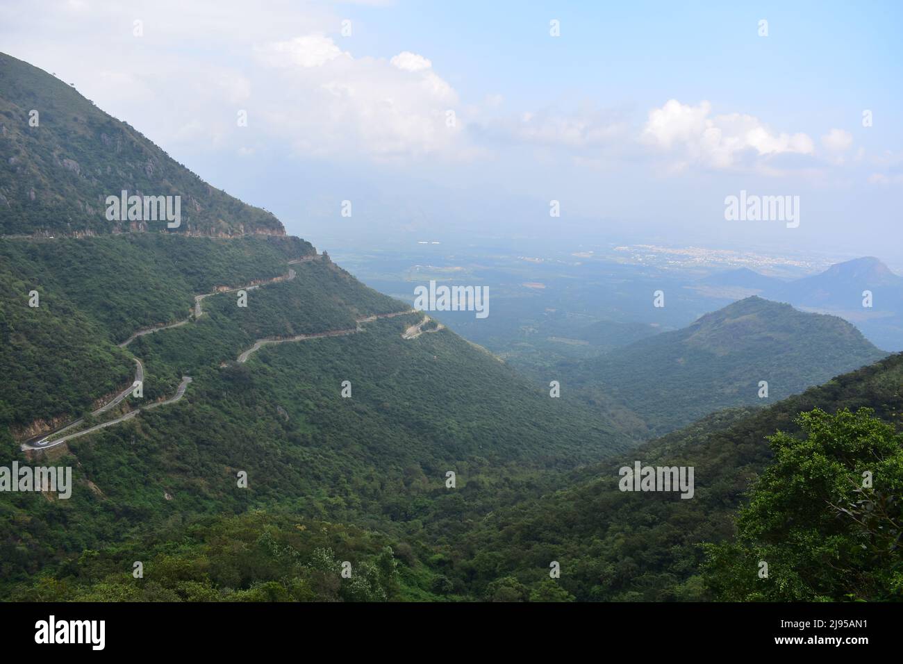 Bodimettu Munnar Mountain Ghat Road Scenic Route Stock Photo - Alamy