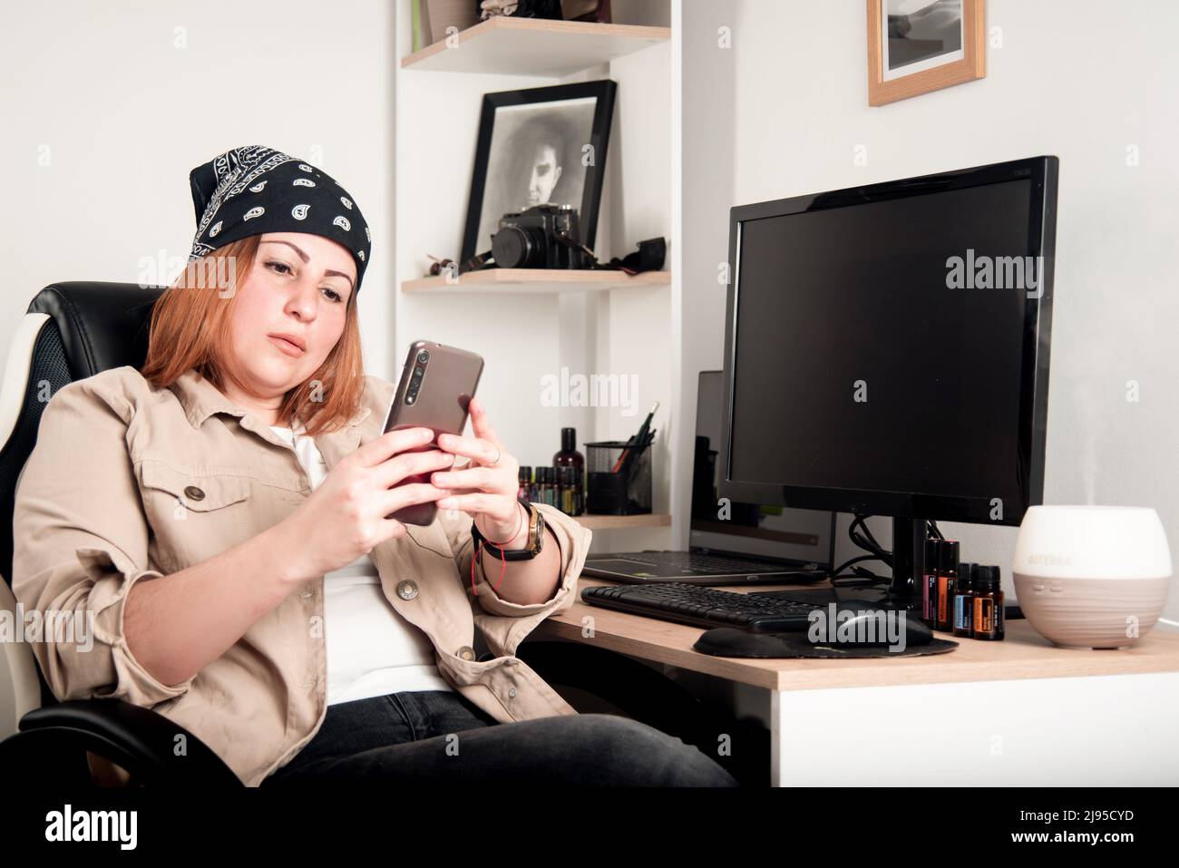 Doterra hi-res stock photography and images - Alamy