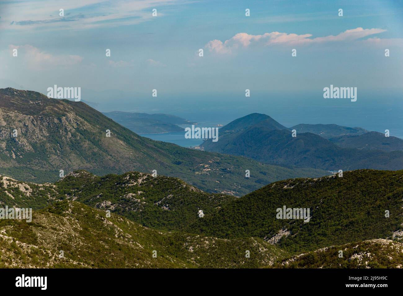 Croatia montenegro border hi-res stock photography and images - Alamy