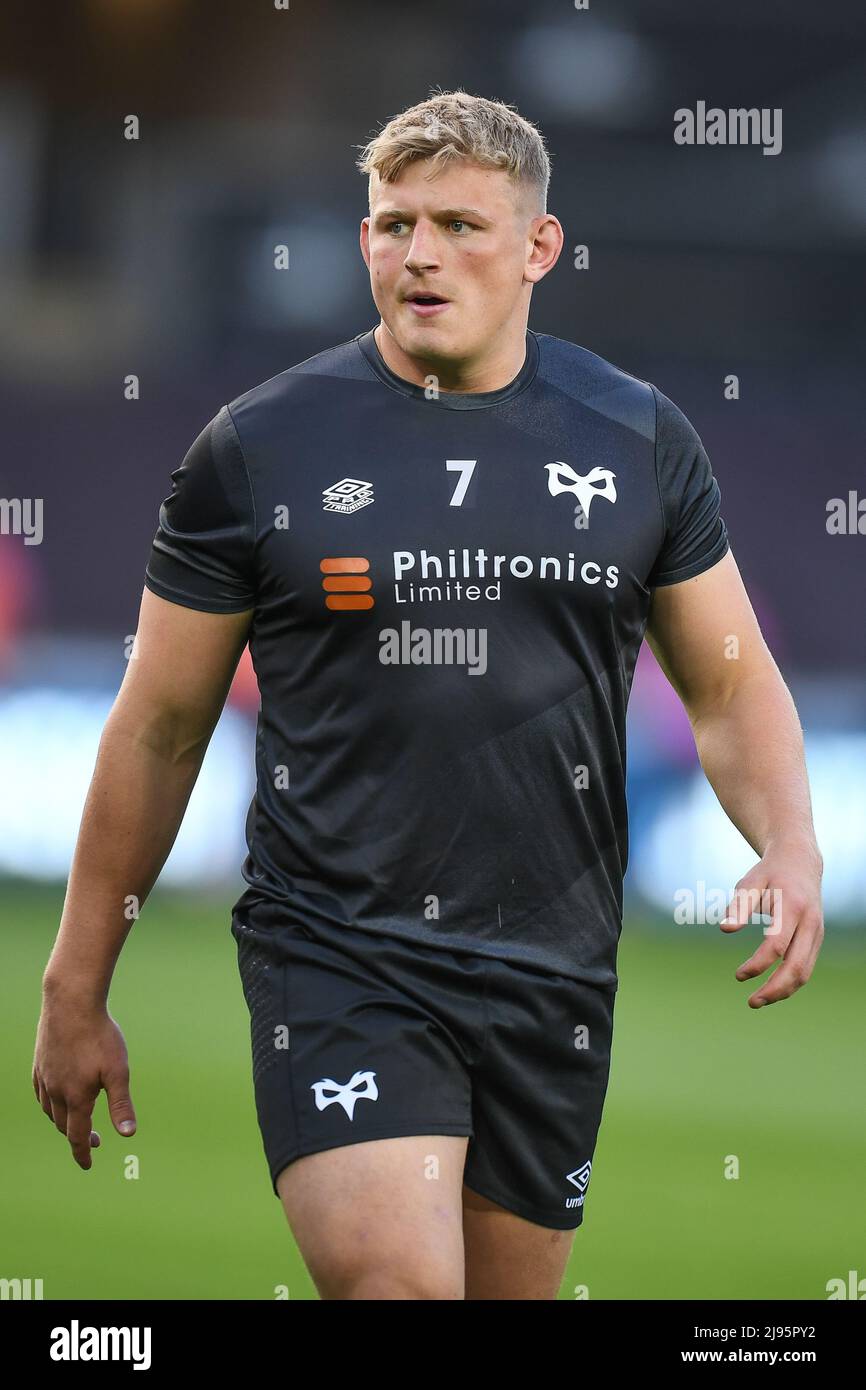 Jac Morgan of Ospreys Rugby, during the pre-game warmup Stock Photo - Alamy
