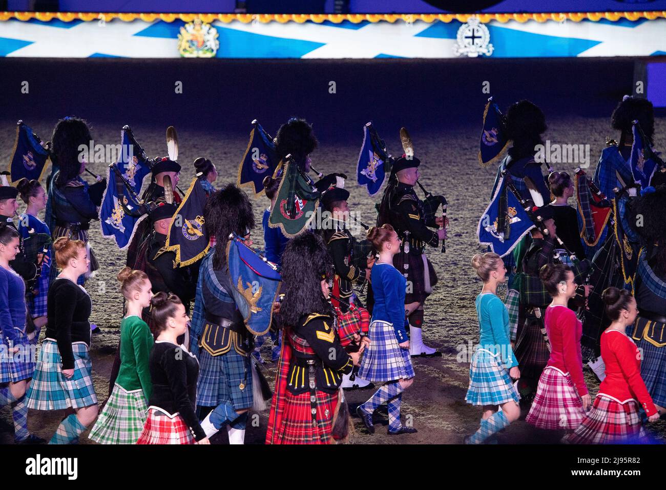 Scottish castle theatrical hi-res stock photography and images - Alamy