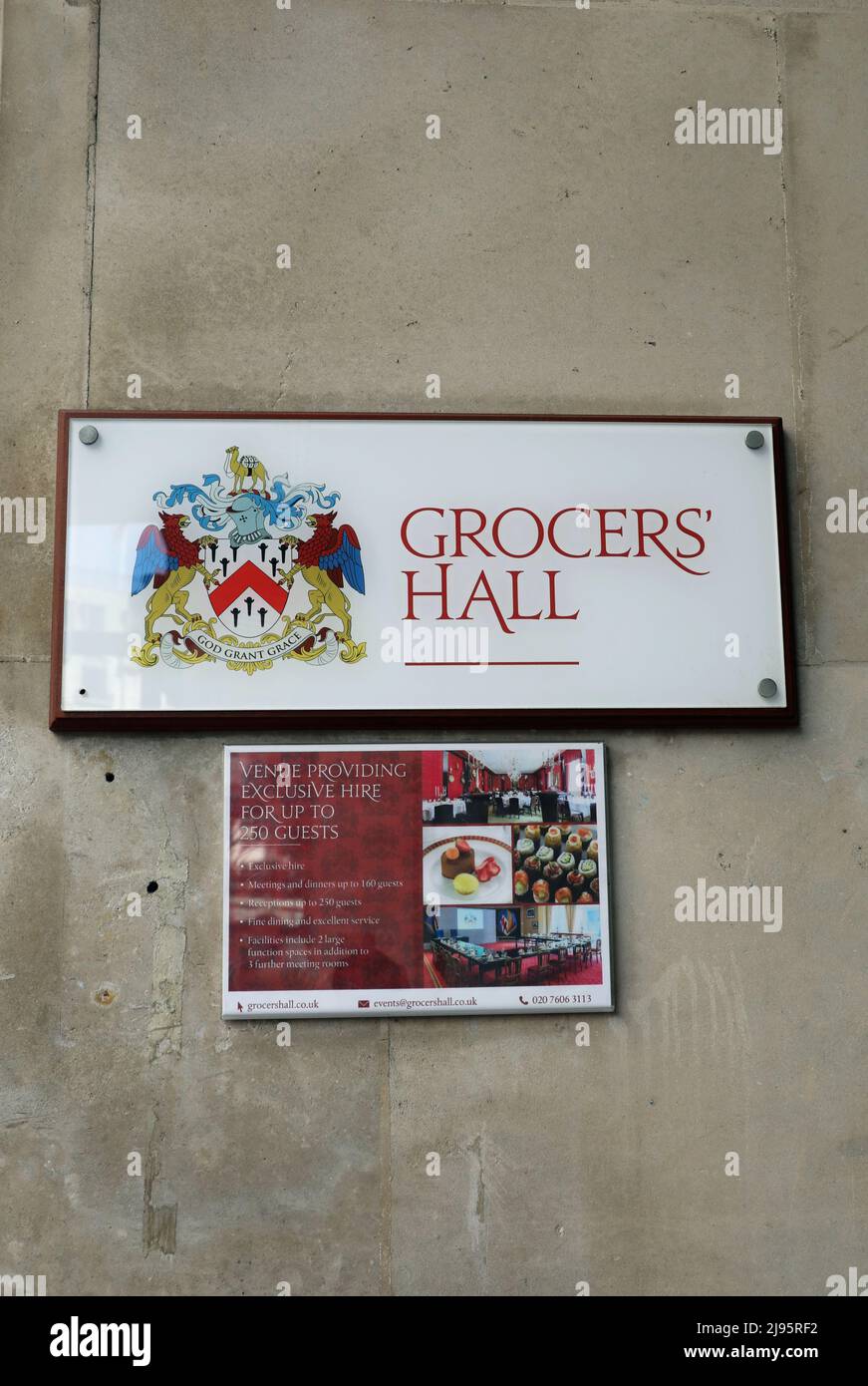 Grocers Hall Sign Stock Photo - Alamy