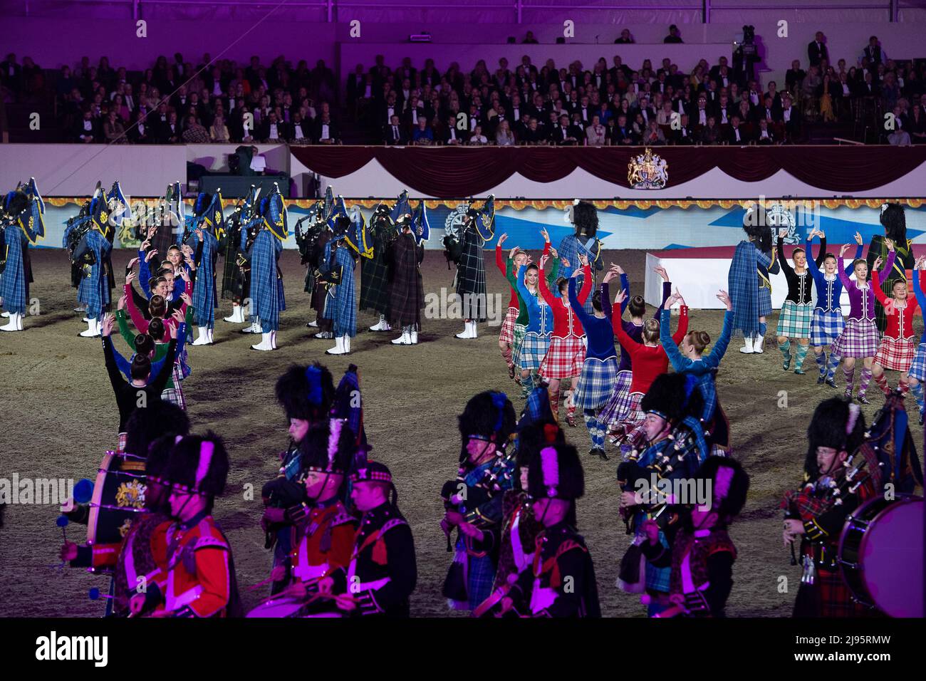 The Dancers of the Royal Edinburgh Military Tattoo put on a colourful ...