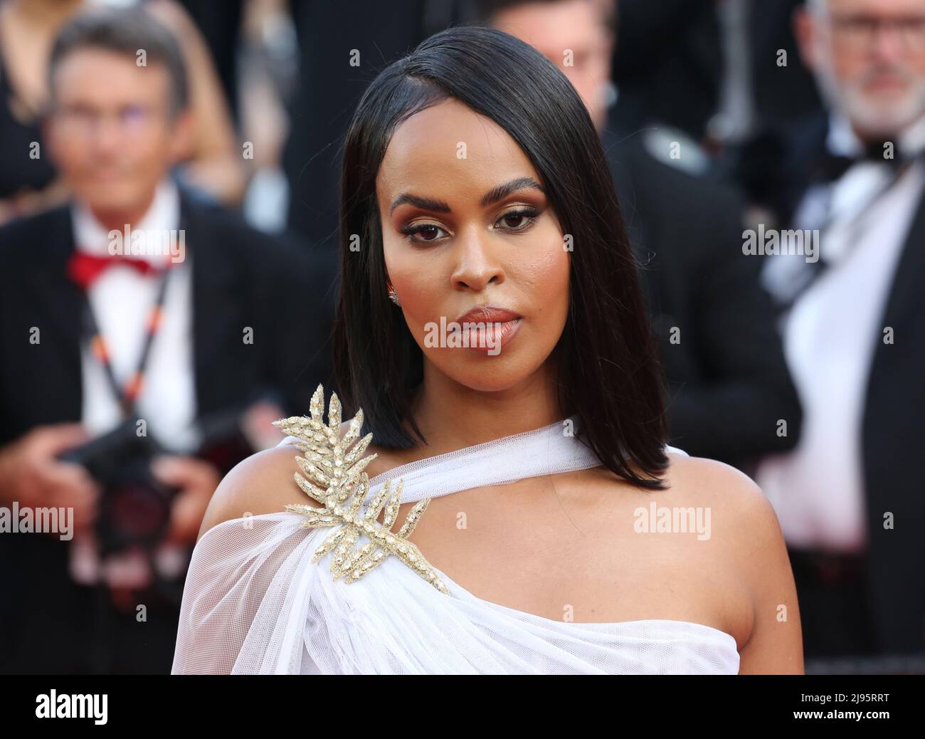 Cannes, France. 20th May, 2022. Sabrina Elba arriving on the red carpet ...