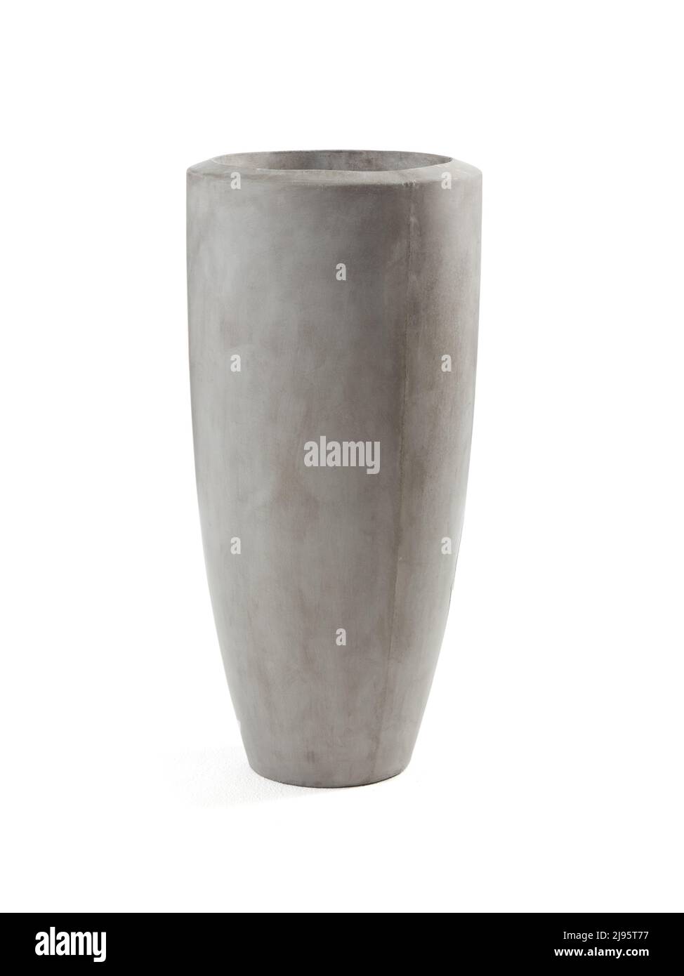 Empty flower pot isolated on white Stock Photo - Alamy