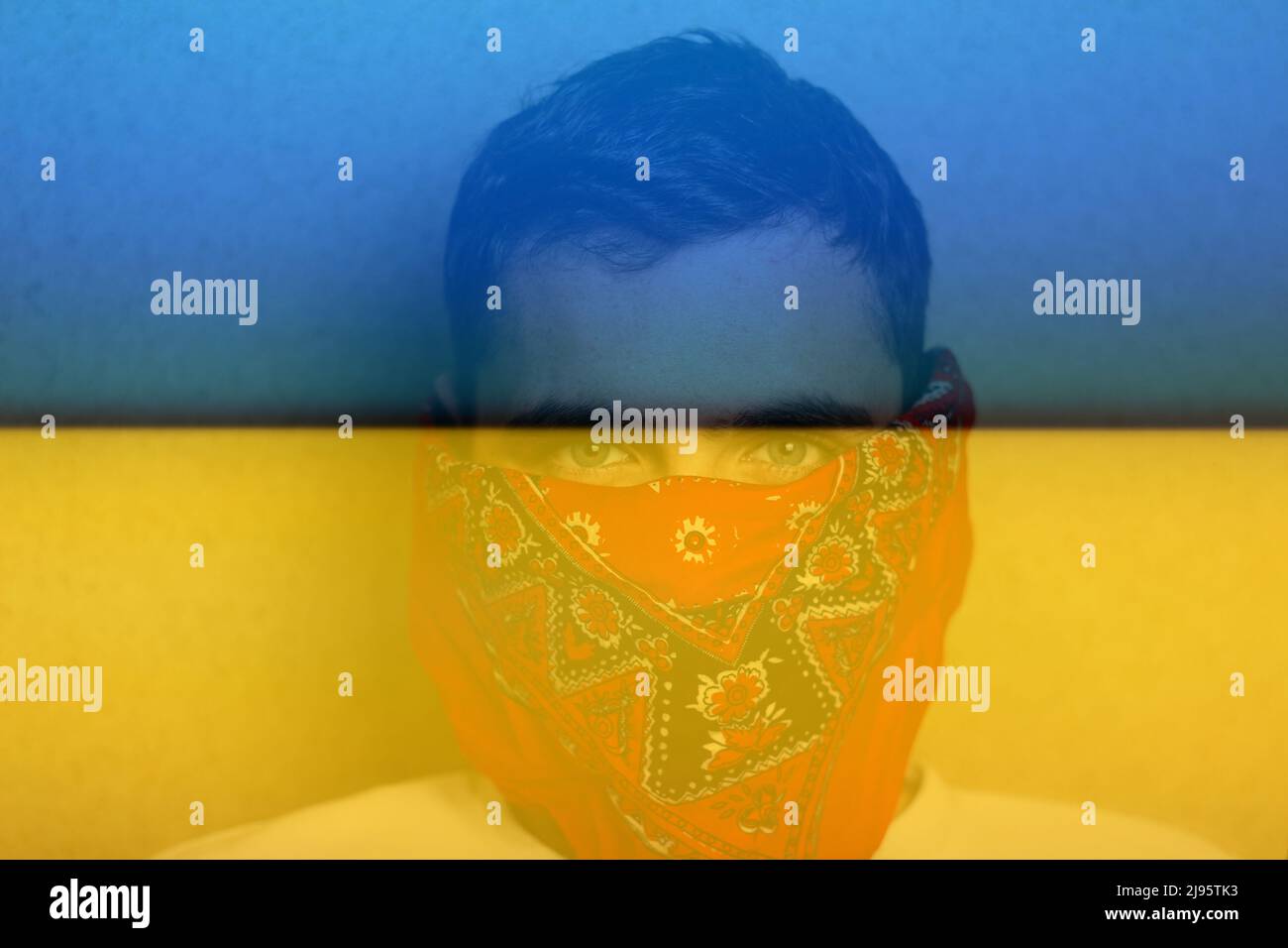 Bandana face mask hi-res stock photography and images - Alamy