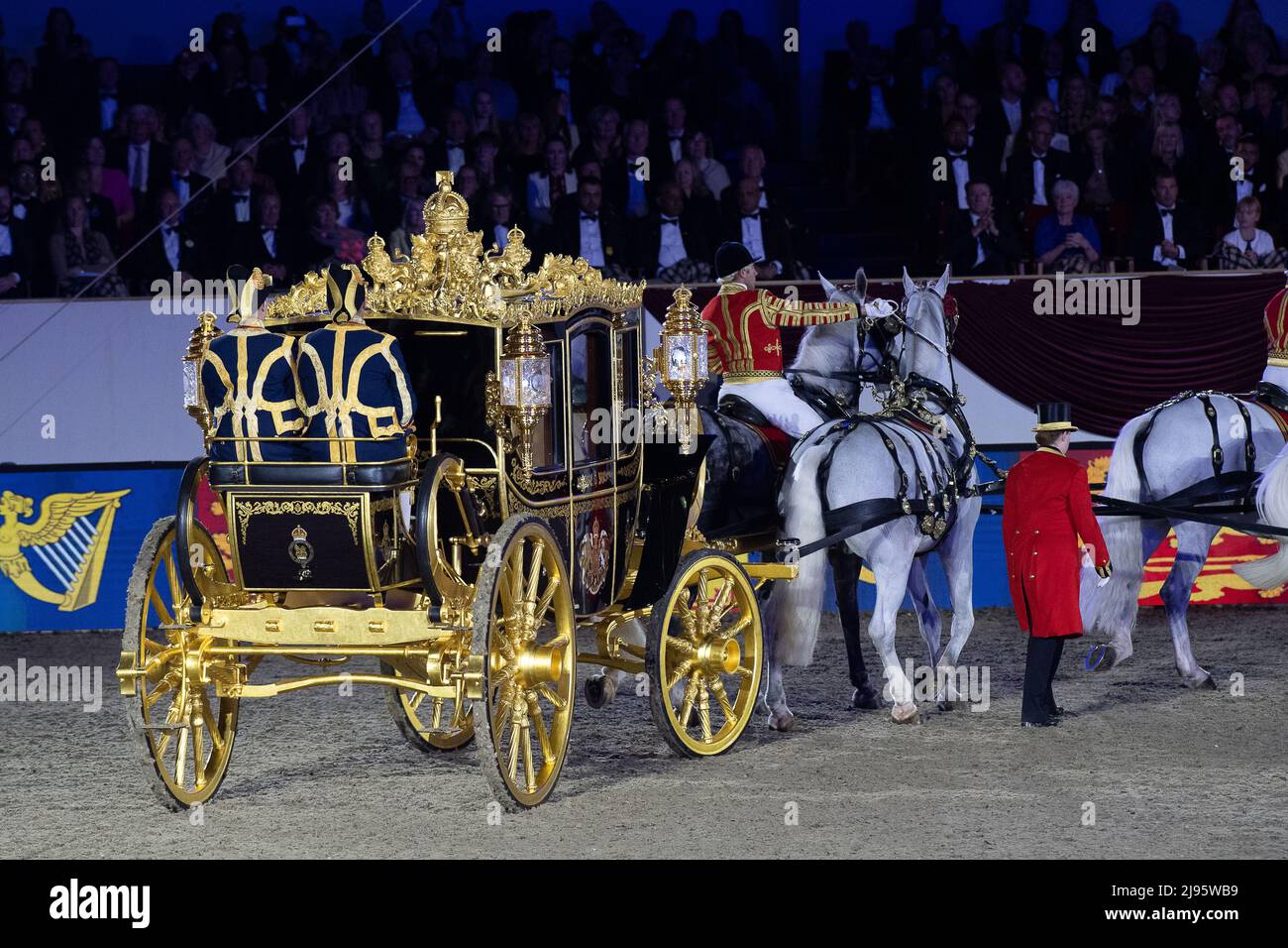 A wonderful display of The Irish, Scottish and Diamond Jubilee State ...