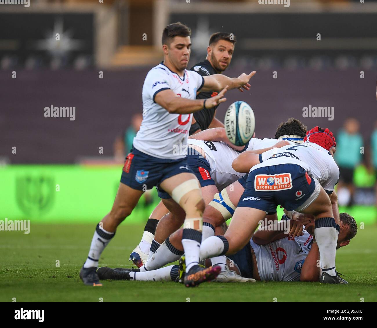 Zak burger hi-res stock photography and images - Alamy