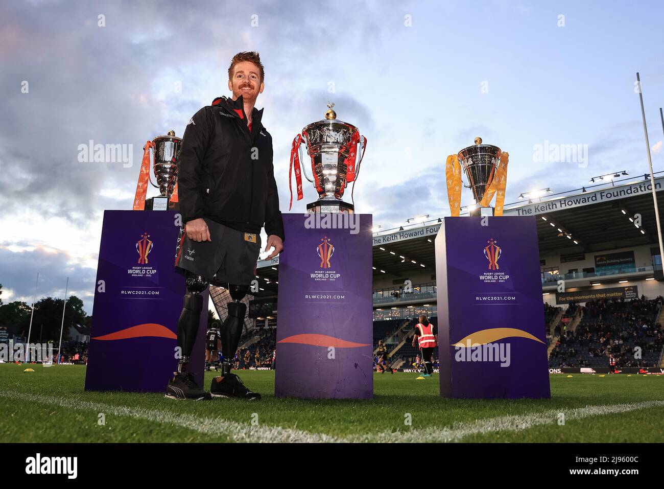 James Simpson with the Rugby League World Cup’s Stock Photo - Alamy