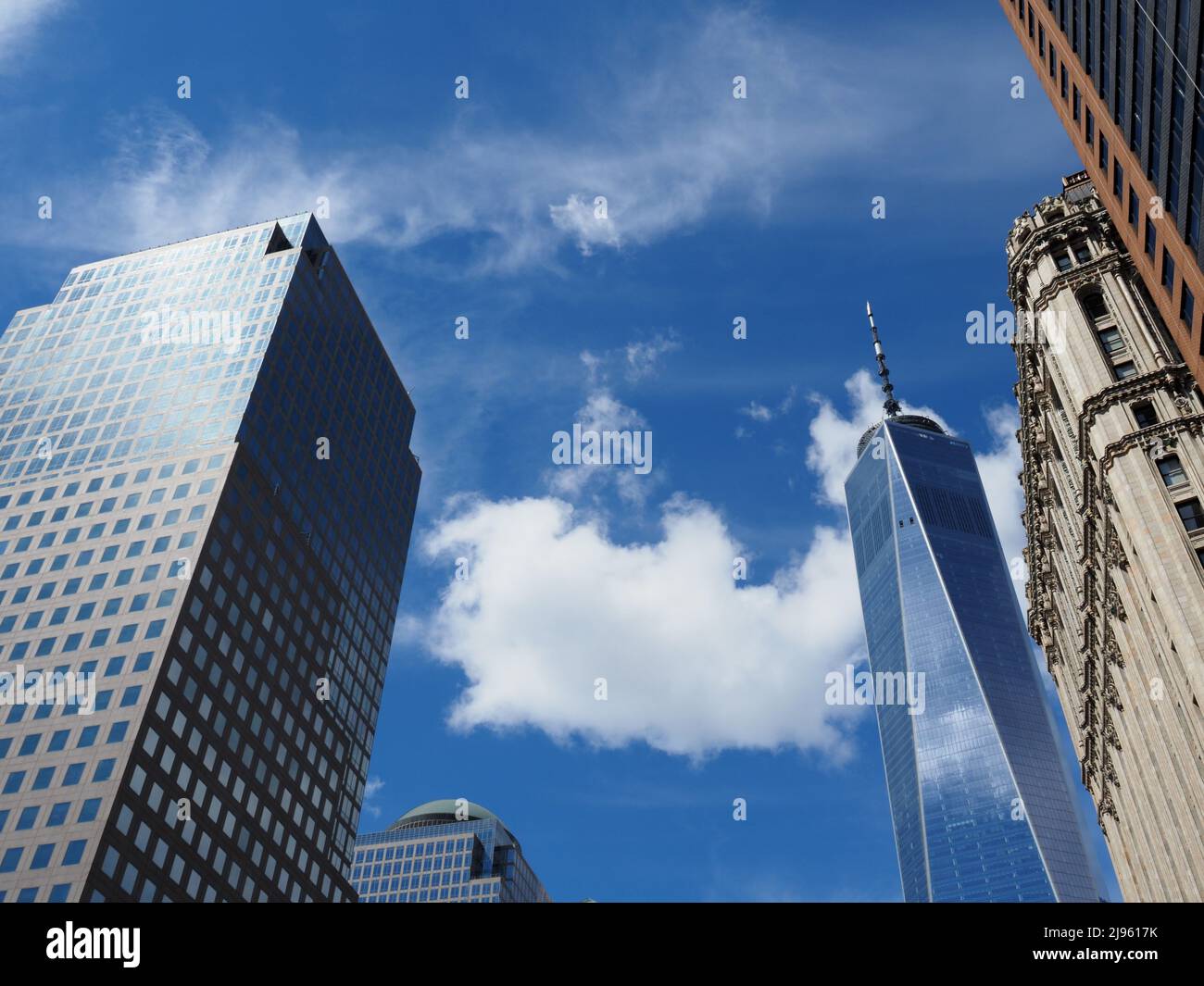 One World Center together with the towers of the World Financial Center ...