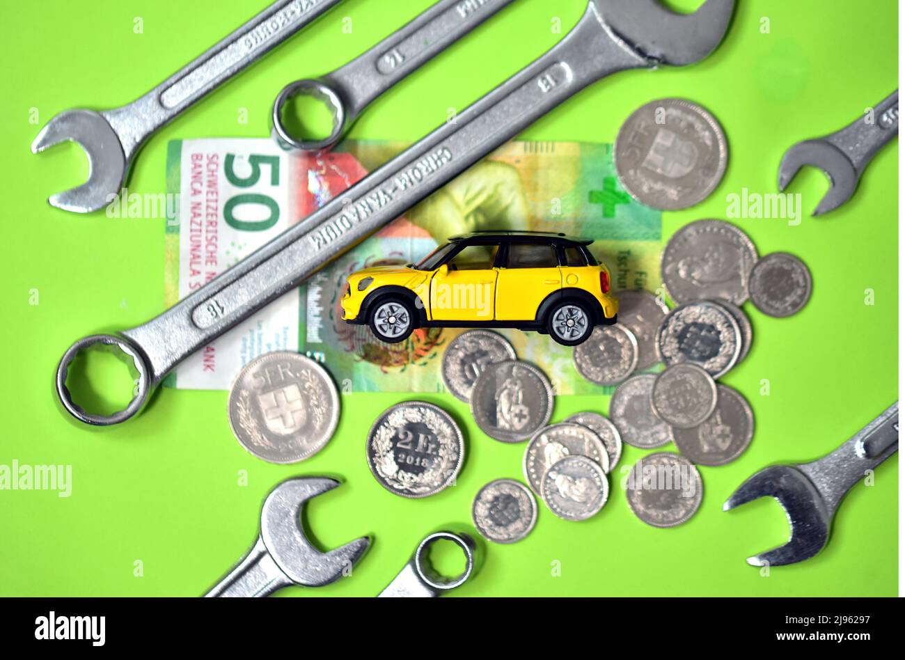 Motor wrench hi-res stock photography and images - Alamy