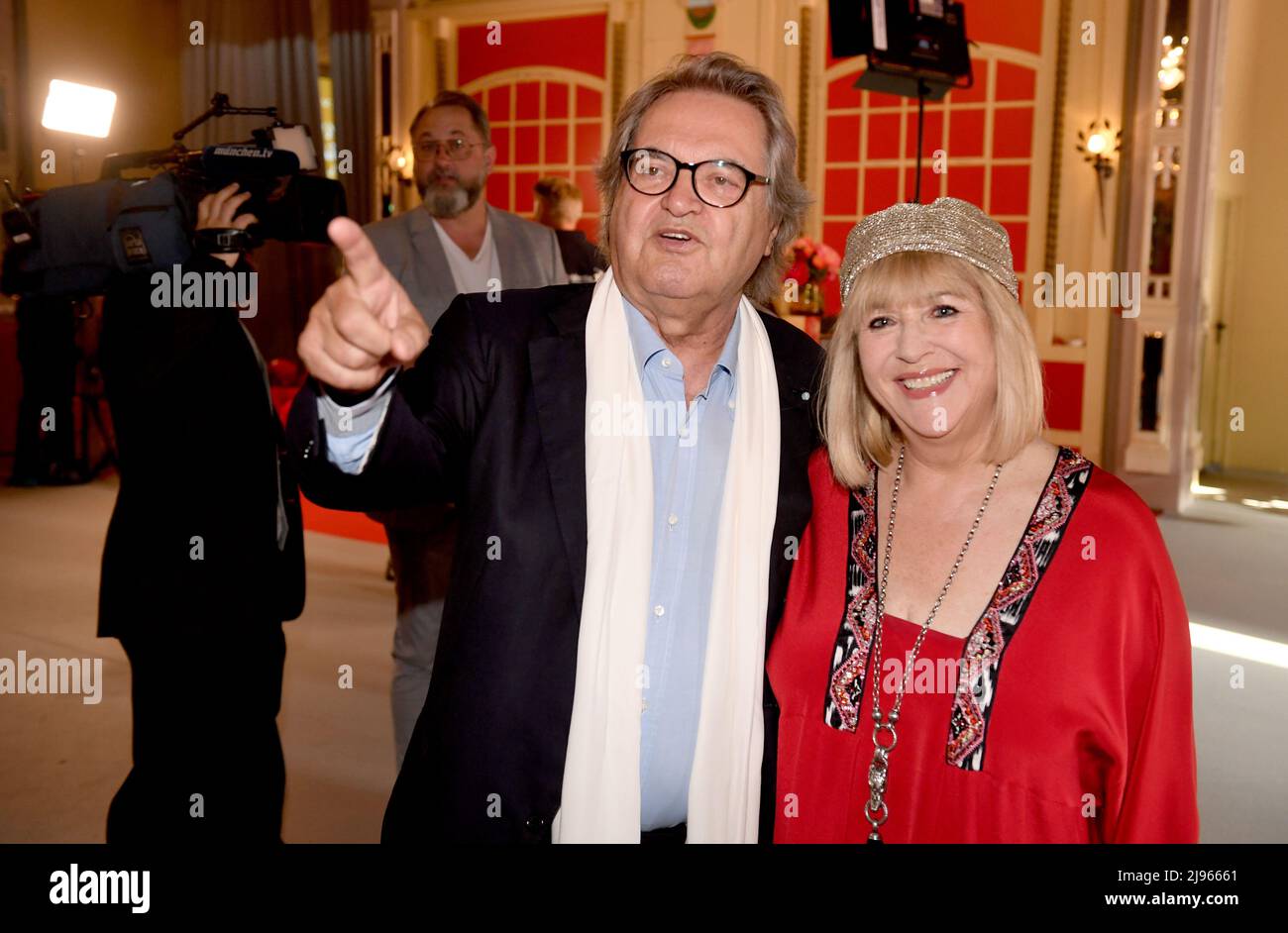 Munich, Germany. 20th May, 2022. Helmut Markwort and Patricia Riekel ...