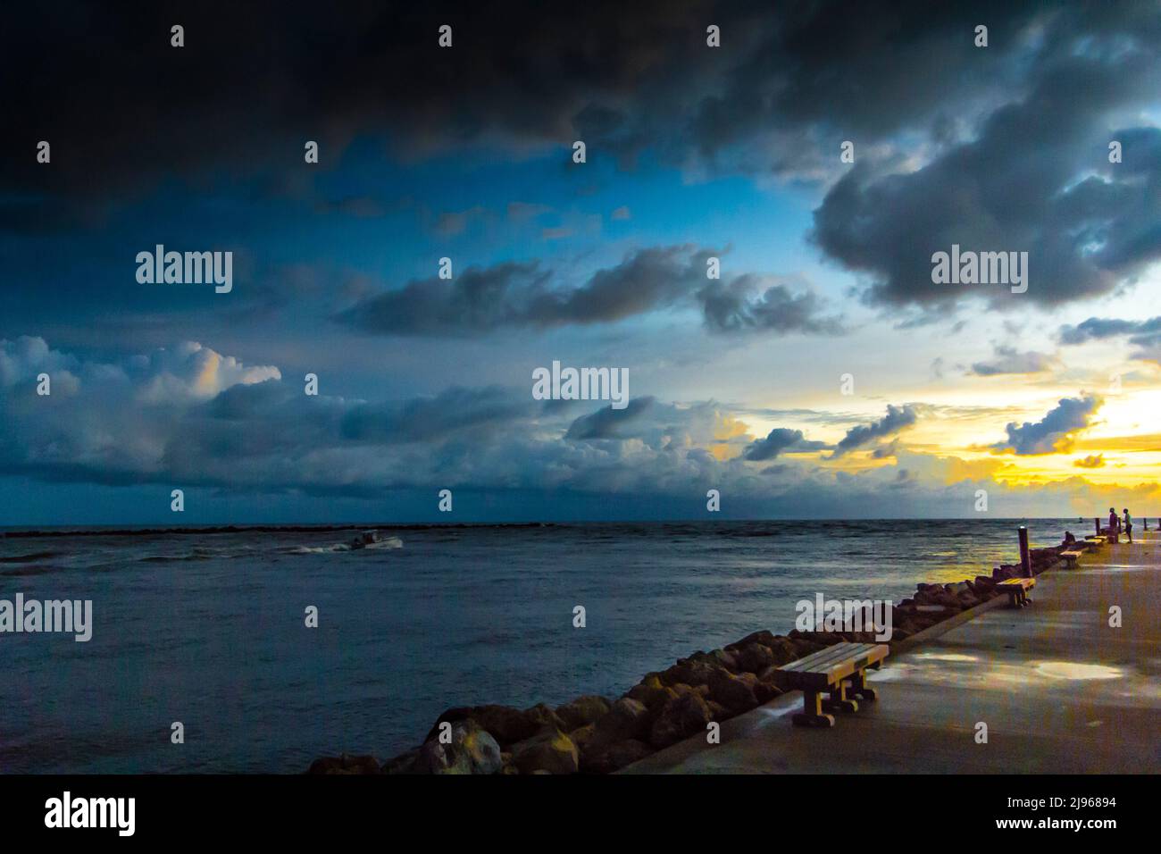 Colorful Sunrise at Jetty Park, Fort Pierce, Florida Stock Photo - Alamy