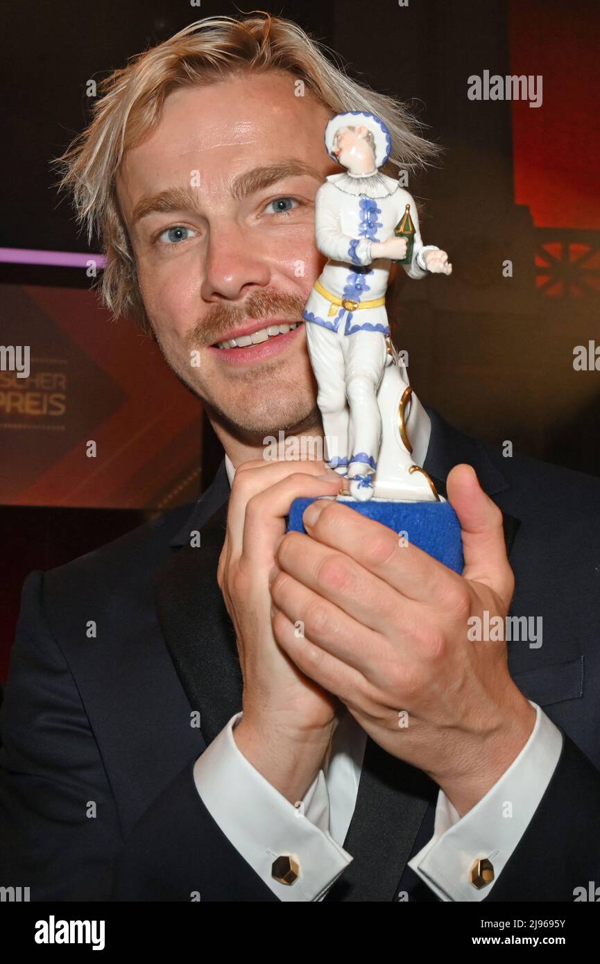 Munich, Germany. 20th May, 2022. Actor Albrecht Schuch is happy about ...