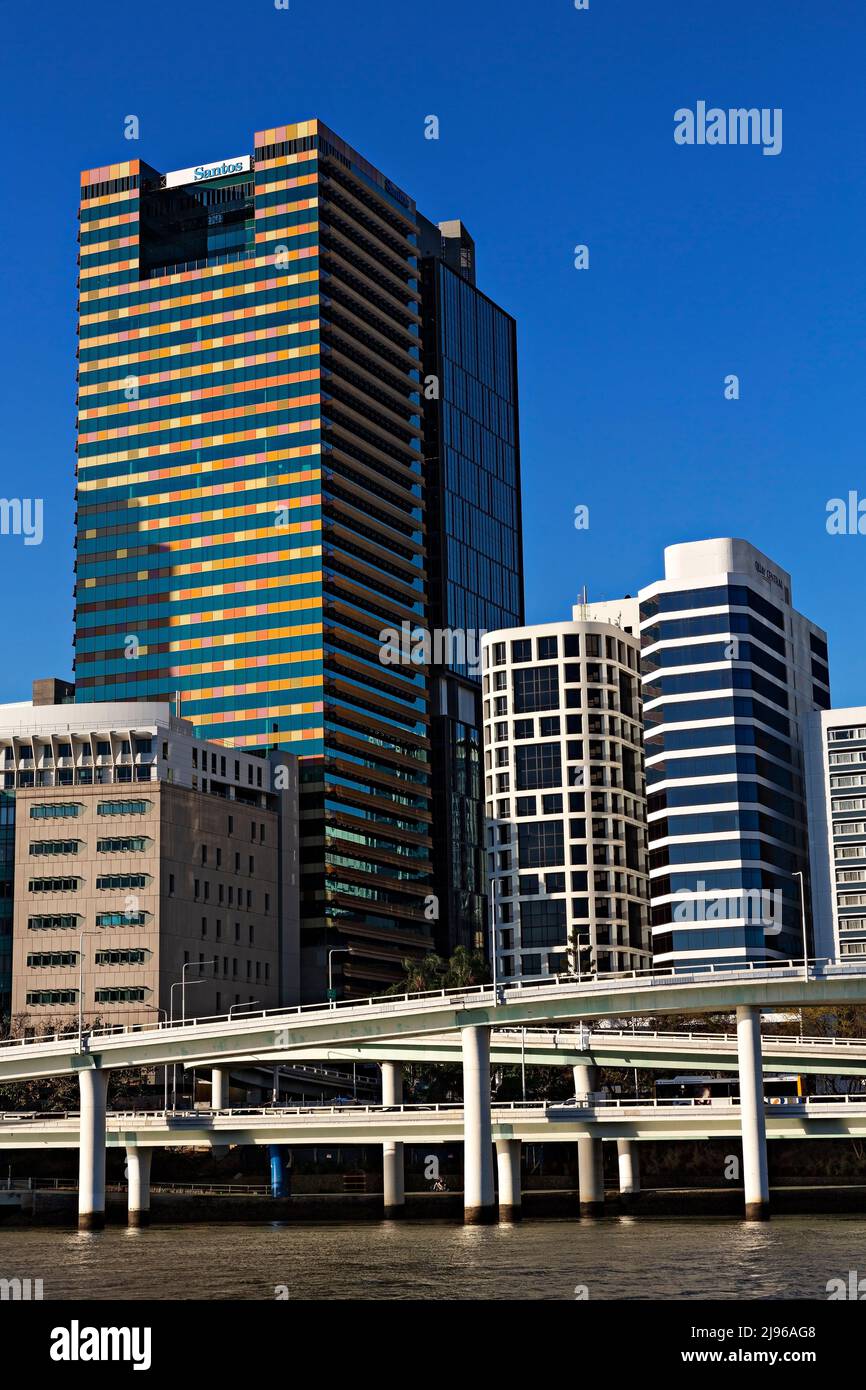 Brisbane Australia / The Brisbane Skyline and elevated Riverside ...
