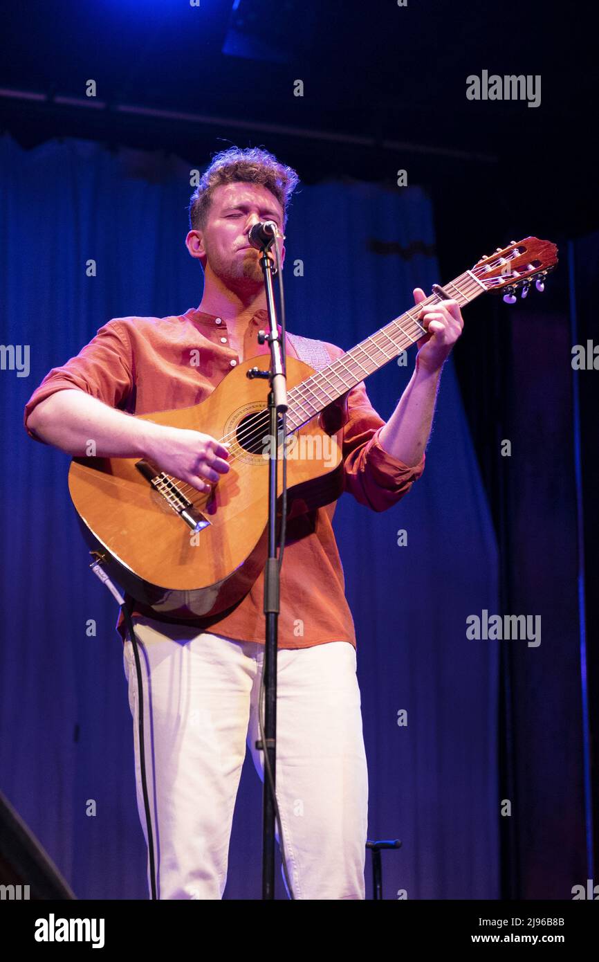 Singer songwriter Jesus Rendon performing at the Muñoz Seca Theater in ...