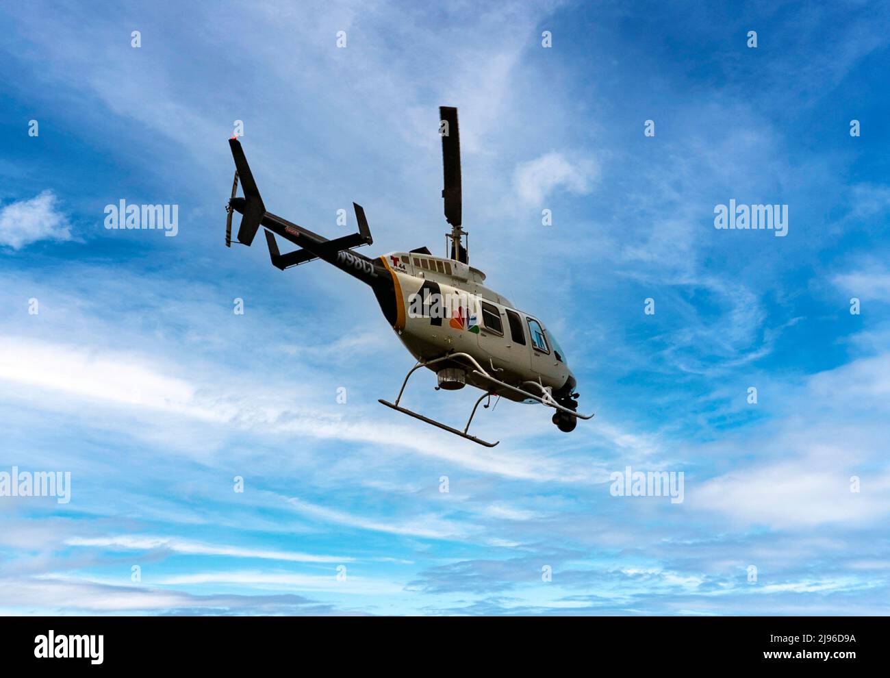 Overhead passes hi-res stock photography and images - Alamy