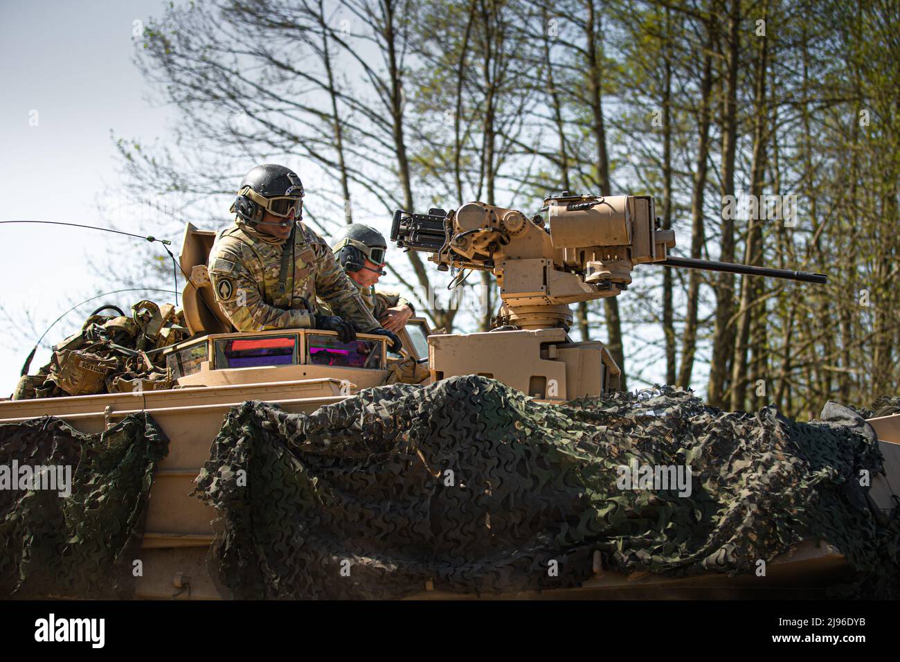 U.S. Soldiers and NATO allies complete a historic wet-gap crossing ...