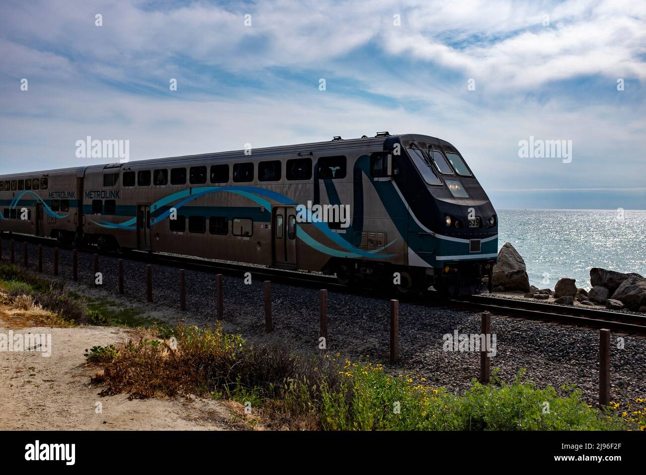 Amtrak coastal train stock photos hi-res stock photography and images ...