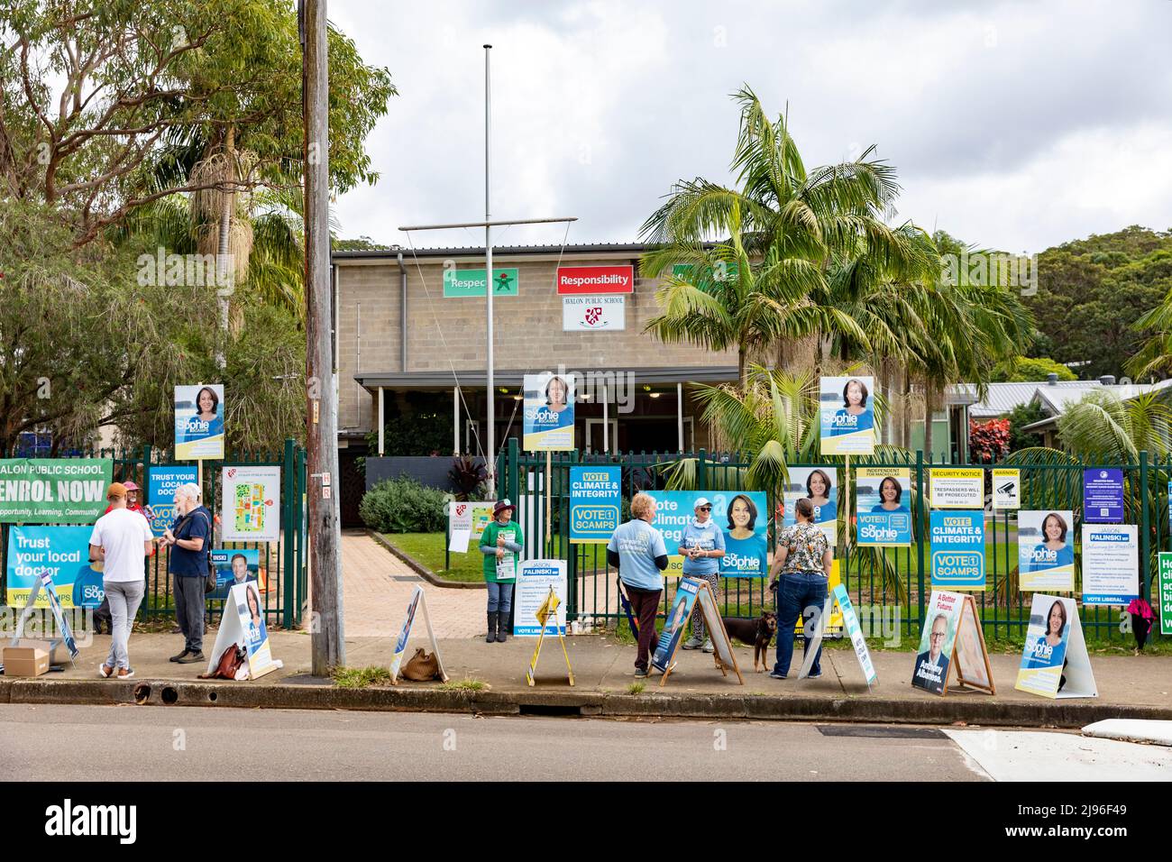 Avalon beach primary school hi-res stock photography and images - Alamy