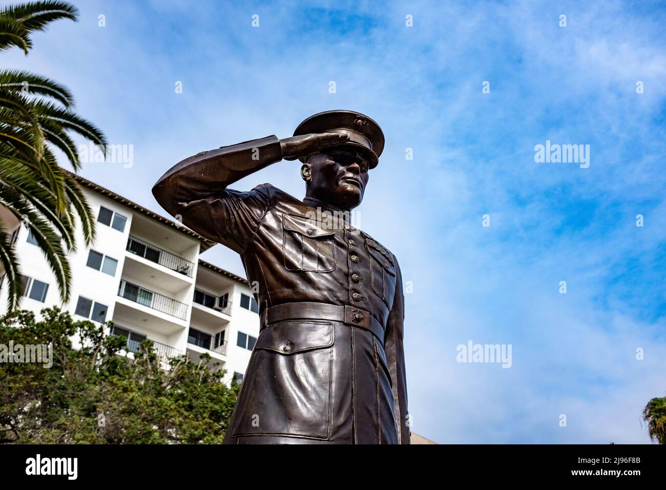 Marine Statue saluting Stock Photo - Alamy
