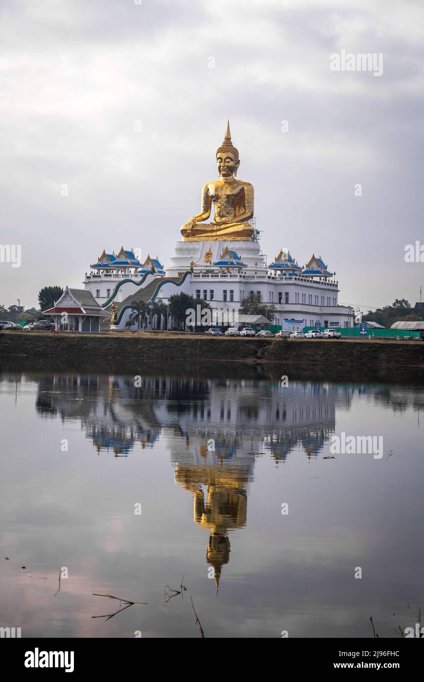 Nakhon Sawan buddhist park in Thailand Stock Photo - Alamy