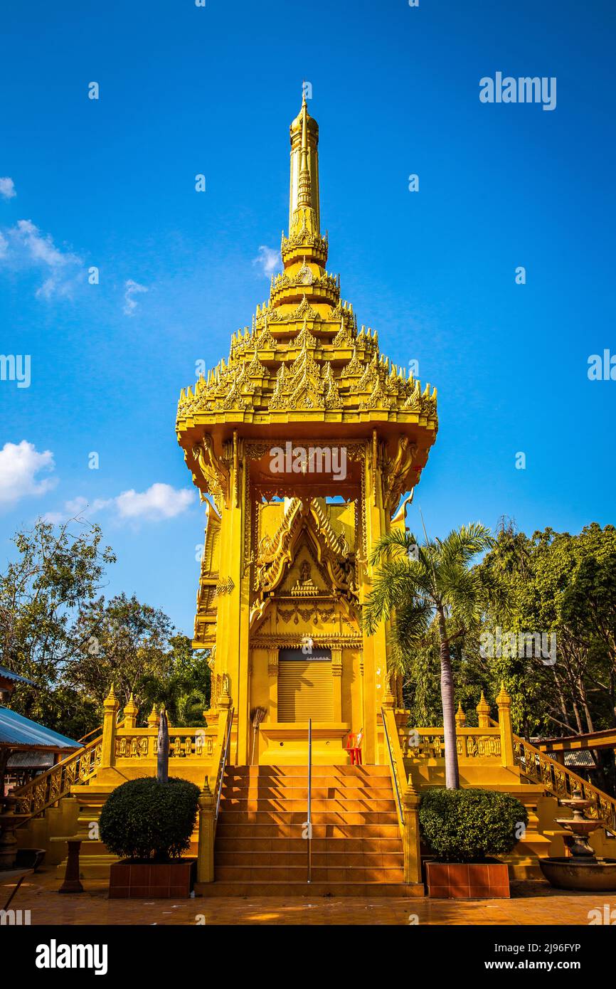 Muni wat hi-res stock photography and images - Alamy
