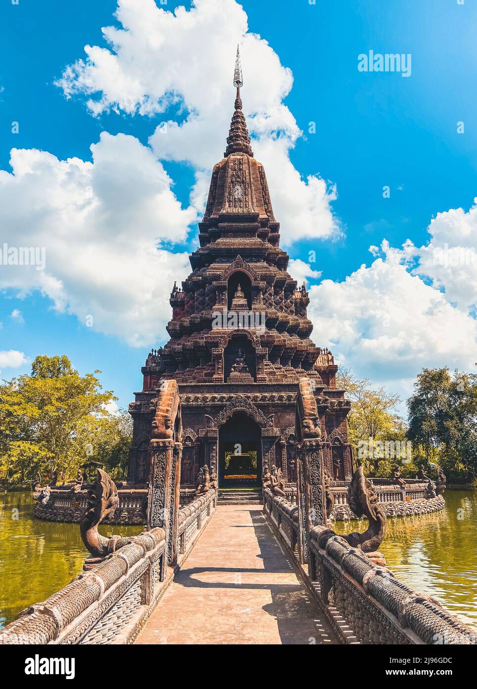 Wat huay kaew hi-res stock photography and images - Alamy