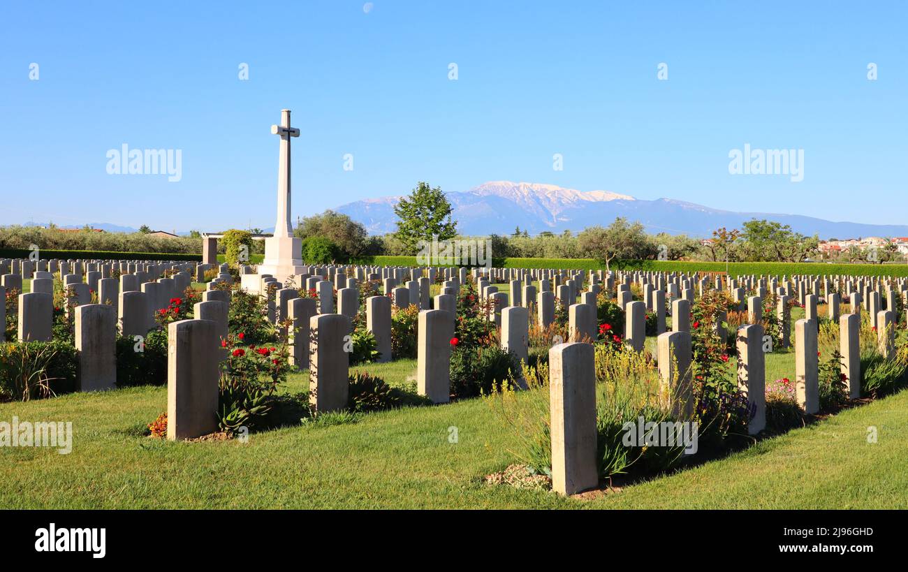 Ortona, Italy – Moro River Canadian War Cemetery. Soldiers who are ...