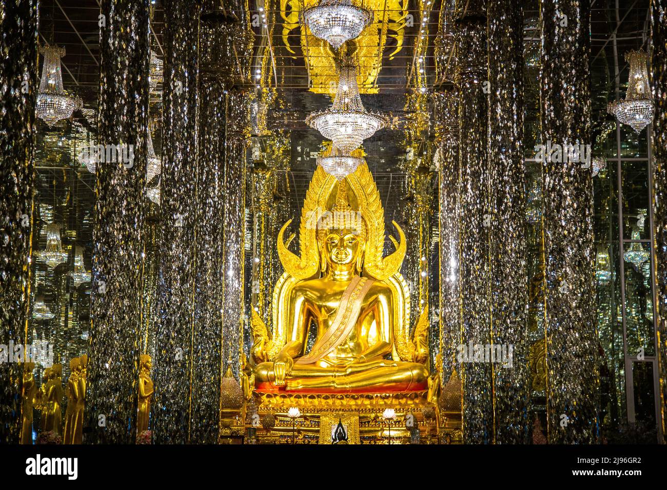 Wat Chantaram and Wat Tha Sung temple, Crystal Sanctuary 100 m long, in Uthai Thani, Thailand ...